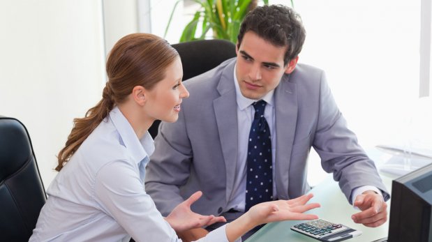 pareja-trabaja - Blog de Ventas y Digitalización - Impulsa